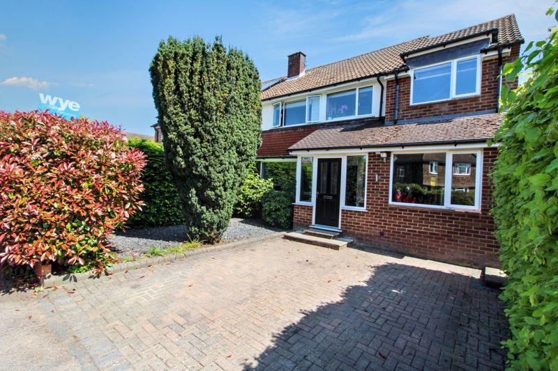 Coppice Farm Road, Tylers Green HP10 4 bed semi-detached house - £640,000