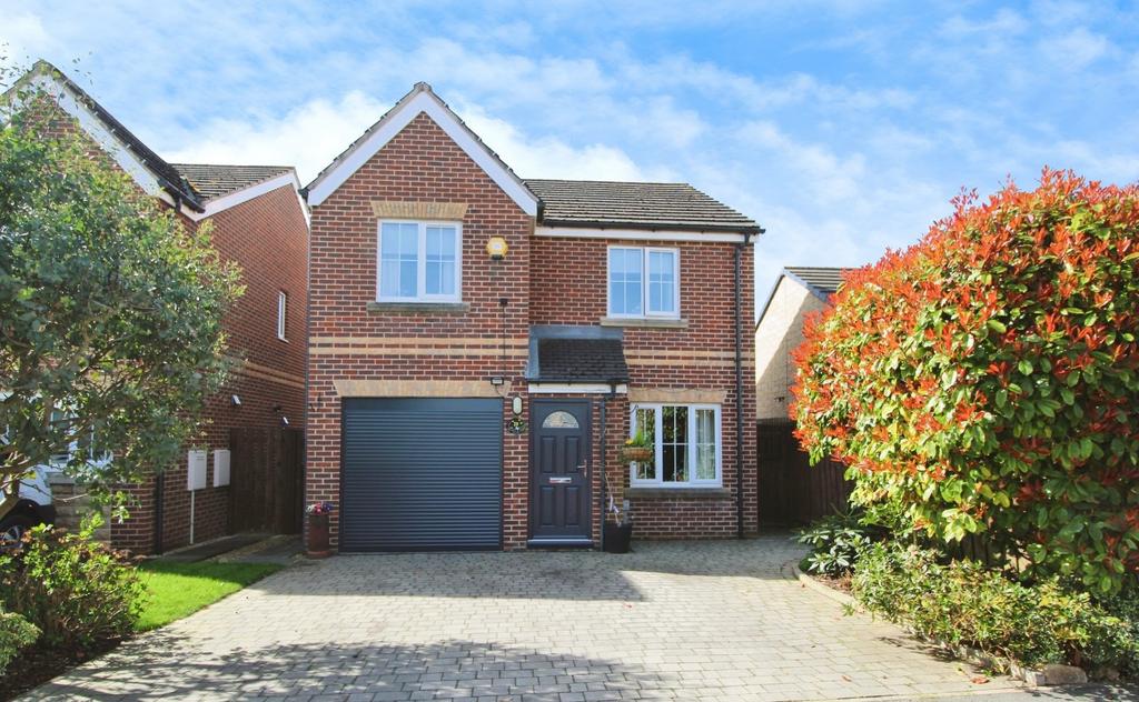 Barnsdale Way, Pontefract WF7 3 bed detached house for sale - £295,000