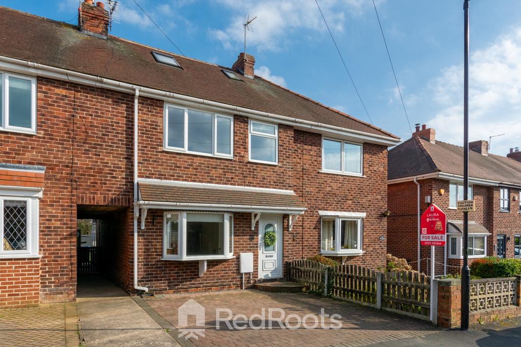 The Avenue, Doncaster DN5 3 bed terraced house - £215,000