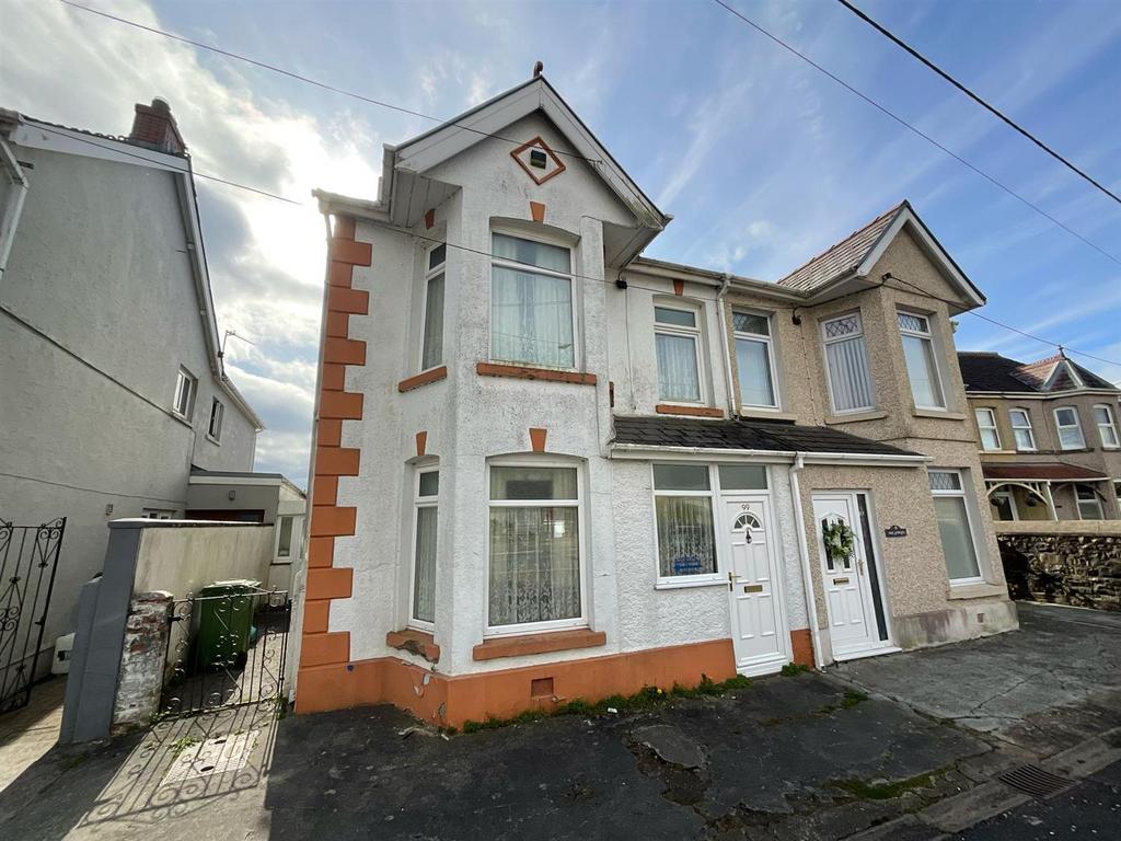 Ammanford Road, Ammanford SA18 3 bed semi-detached house for sale - £165,000