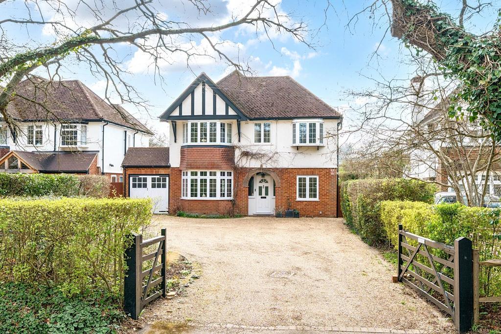 Ockham Road North, West Horsley, KT24 5 bed detached house for sale - £ ...