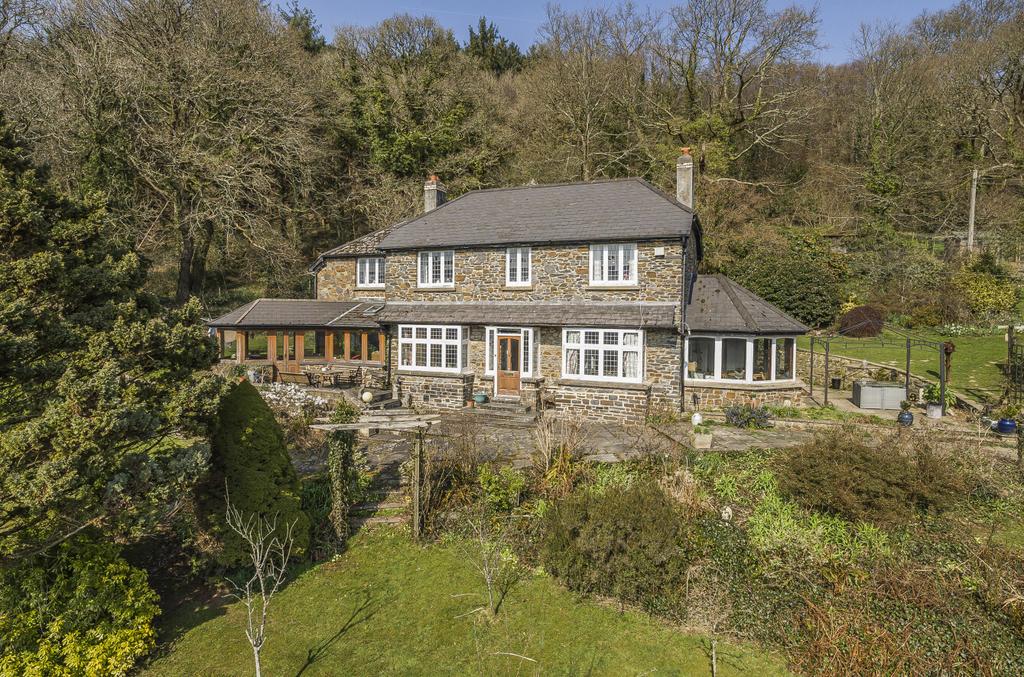 St. Giles, Torrington, Devon, EX38 5 bed detached house for sale - £900,000