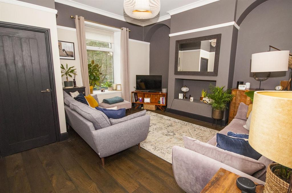 Garnett Street, Ramsbottom, Bury 2 bed house - £1,100 pcm (£254 pw)