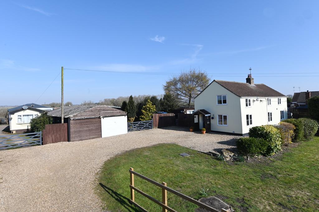 The Drove, Downham Market PE38 3 bed detached house for sale - £750,000