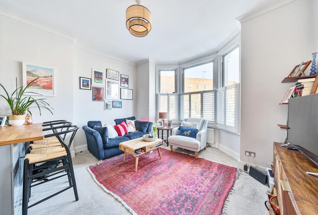 Cornford Grove, London SW12 1 bed apartment for sale - £450,000