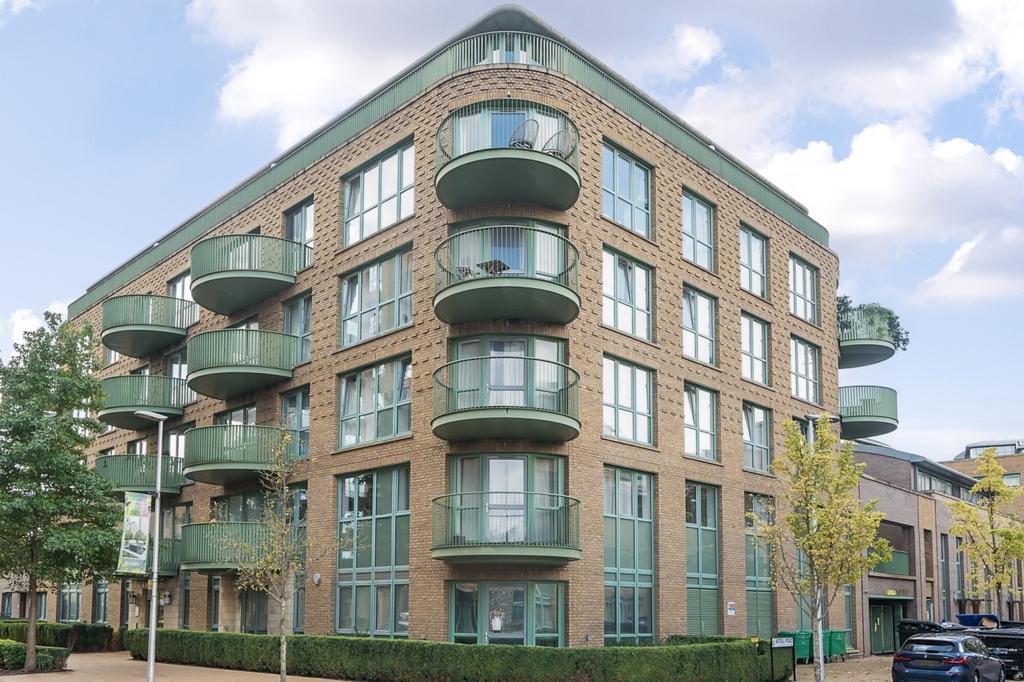 Tudway Road London SE3 2 bed flat to rent - £2,200 pcm (£508 pw)