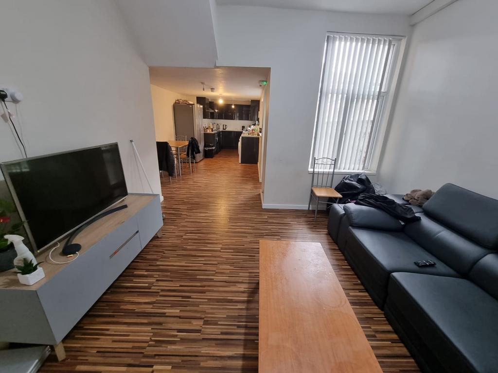 Acomb Street, M14 4DZ 7 bed terraced house - £4,095 pcm (£945 pw)