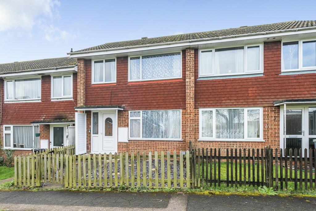 Primrose Close, Bedford MK45 3 bed terraced house - £285,000
