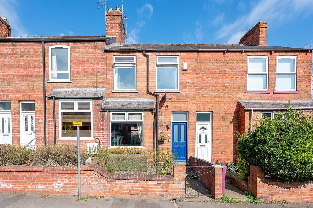 Poppleton Road, York, YO26 4UP 2 bed terraced house for sale - £280,000