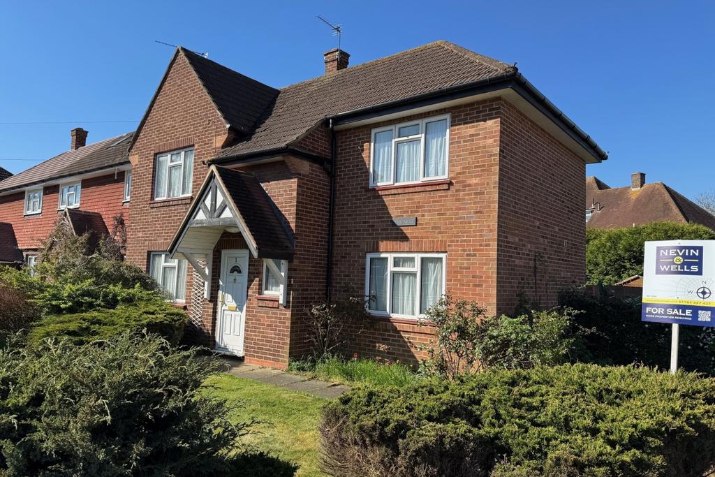Kent Close, Staines-upon-Thames... 3 bed end of terrace house for sale ...