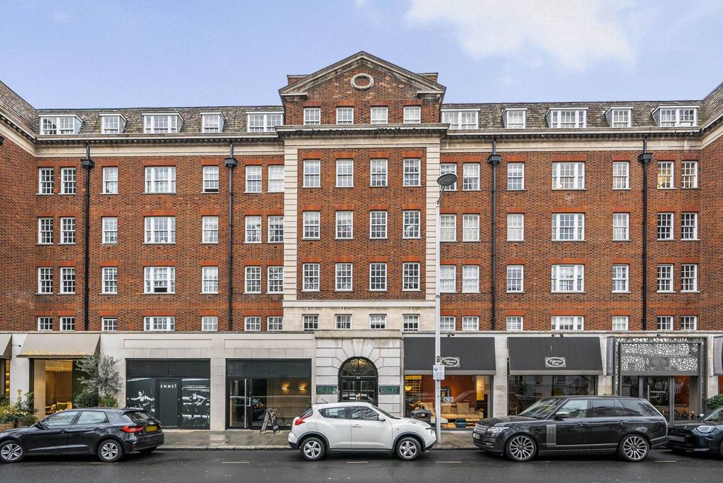 Fulham Road, Chelsea, London, SW3 2 bed flat to rent - £4,767 pcm (£ ...