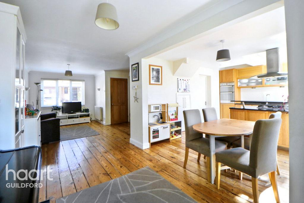 Weybrook Drive, Guildford 4 bed detached house for sale - £650,000