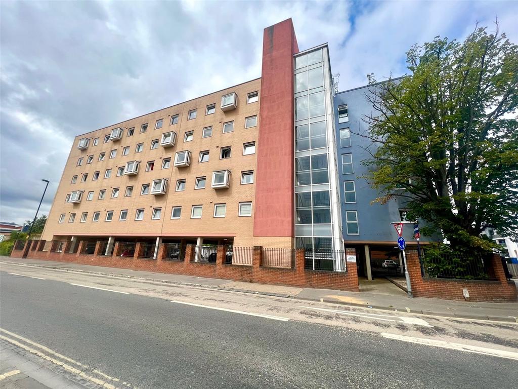 Anglesea Terrace, Southampton SO14 1 bed flat to rent - £850 pcm (£196 pw)