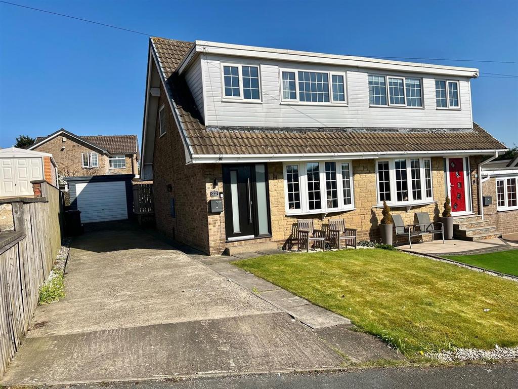 Daleside, Greetland 3 bed semi-detached house for sale - £280,000