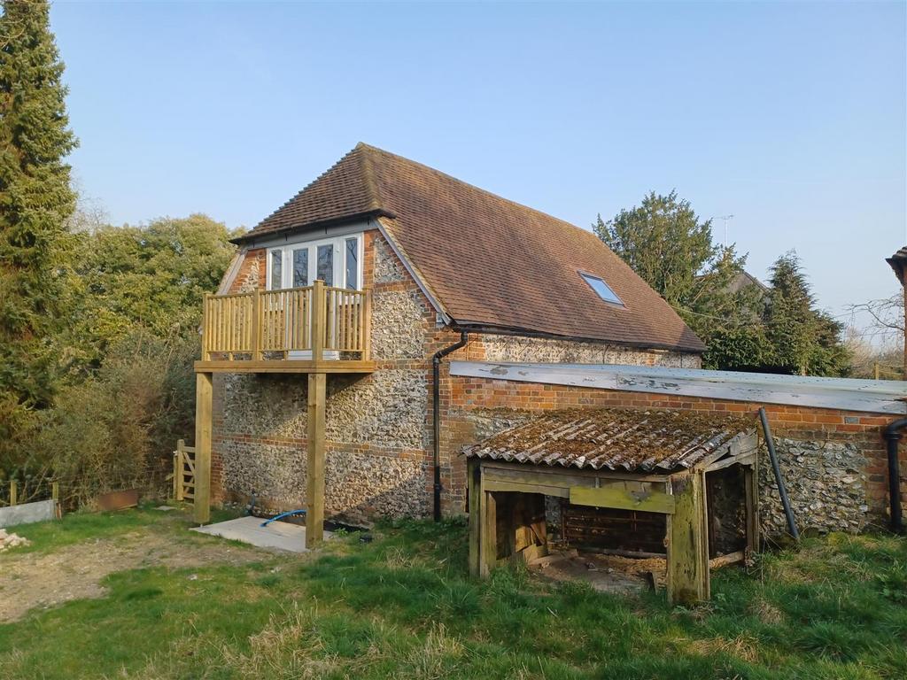 Stables Flat 1 bed apartment - £995 pcm (£230 pw)