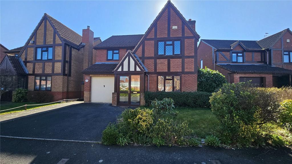 Wild Thyme Drive, Muxton, Telford 4 bed detached house - £1,200 pcm (£ ...