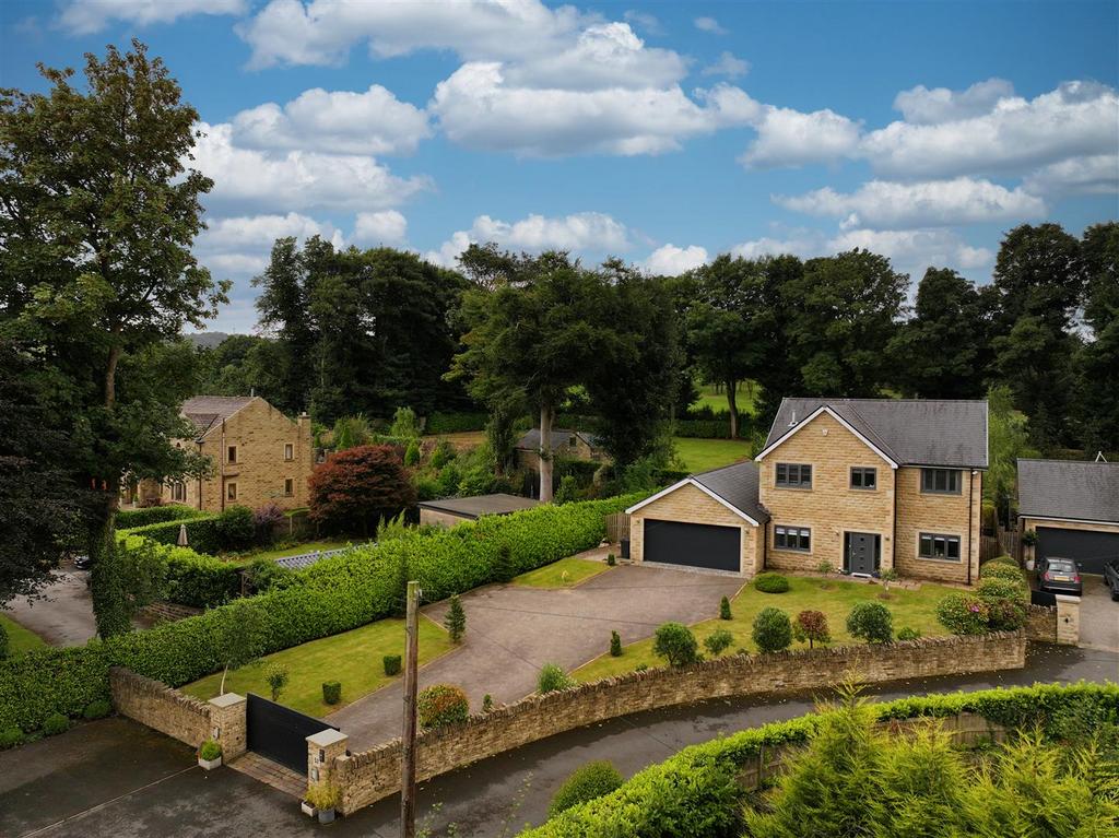 The Ridings, 57, Hullen Edge Lane... 4 bed detached house - £950,000