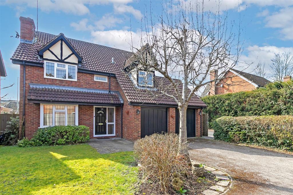 Havercroft Close, St. Albans 4 bed detached house for sale - £1,145,000