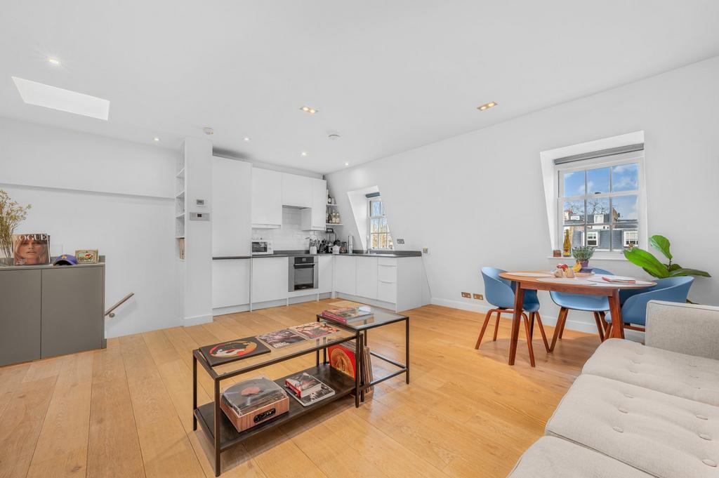 Inverness Terrace, Bayswater, London 2 bed flat for sale - £750,000