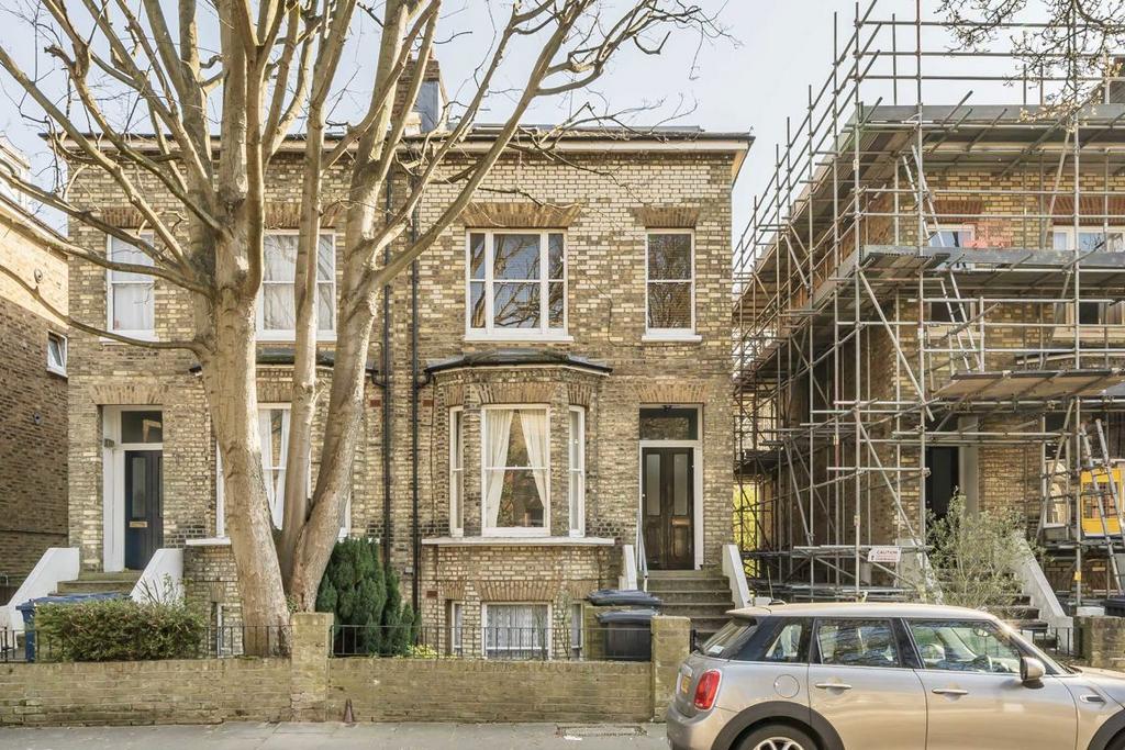 Oxford Road, London W5 2 bed flat for sale - £495,000