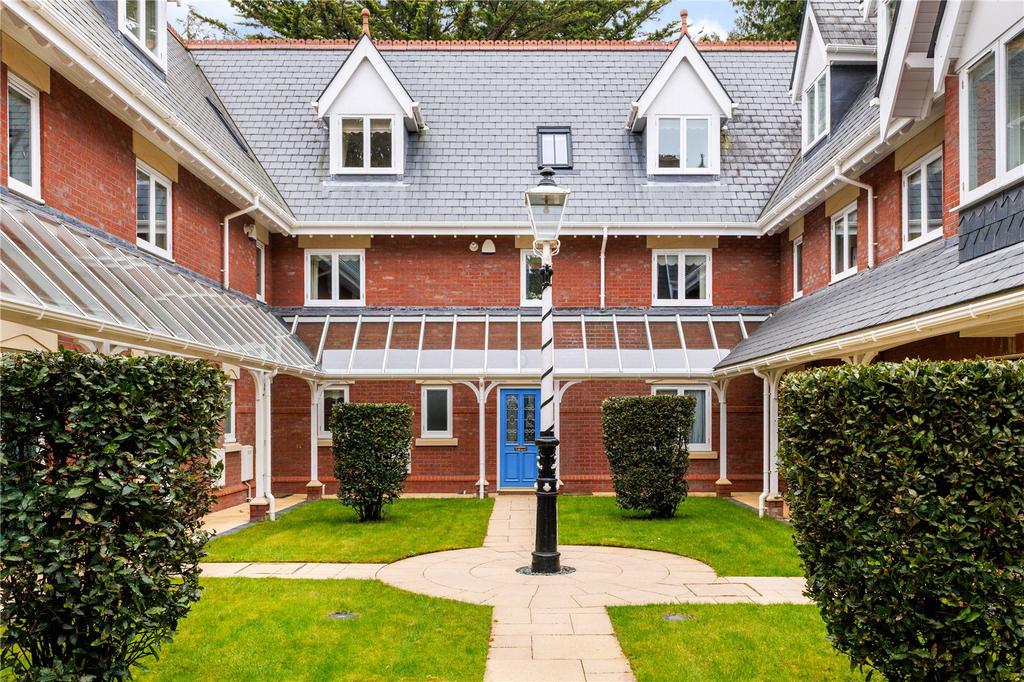 The Avenue, Poole, Dorset, BH13 4 bed terraced house - £650,000
