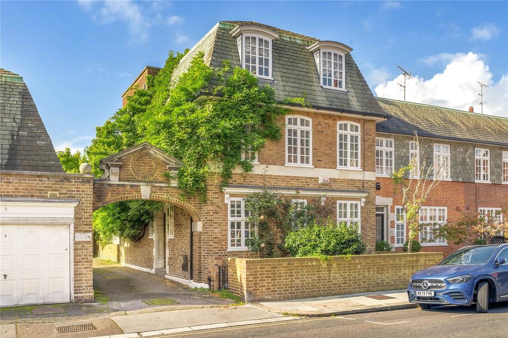 Dovehouse Street, London, SW3 4 bed terraced house - £4,500,000