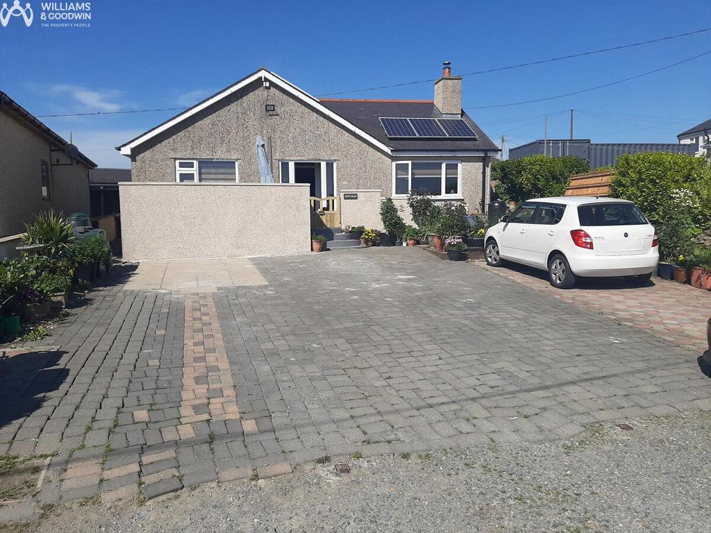 Carmel, Llannerch-Y-Medd, Anglesey, LL71 3 bed detached bungalow for ...