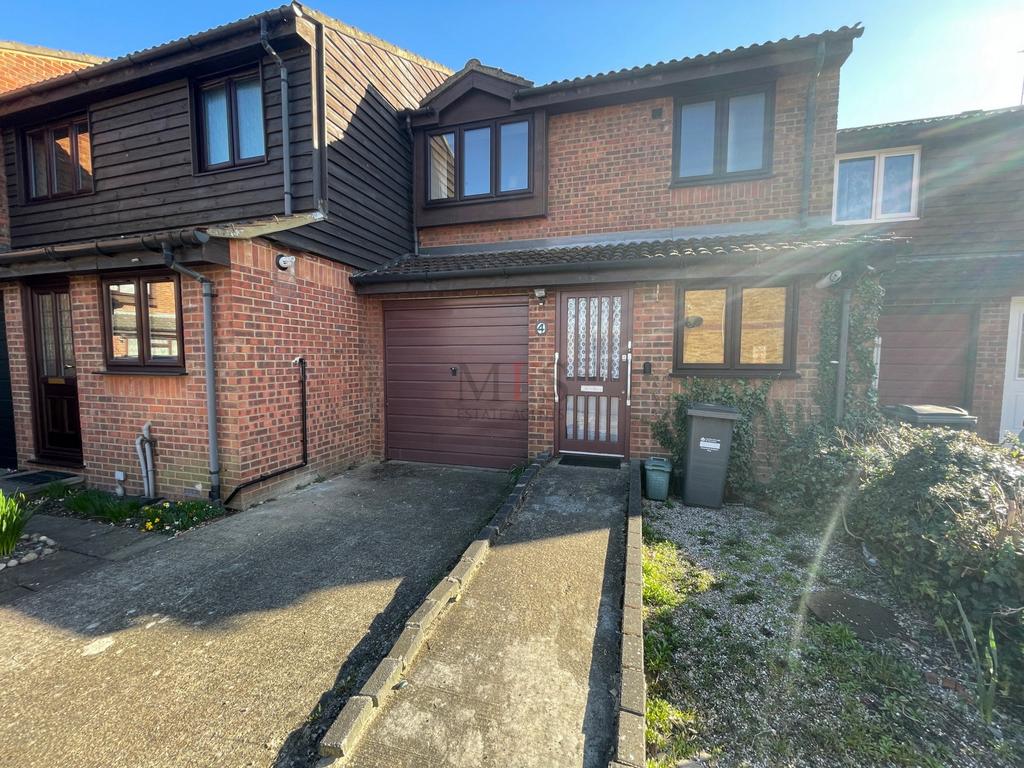 Jessop Ave, Southall, UB2 3 bed house for sale - £474,950