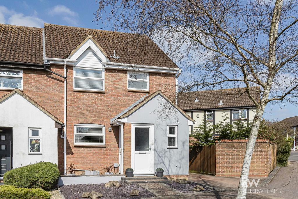 Beane Avenue, Chells Manor, Stevenage 3 bed semi-detached house for ...