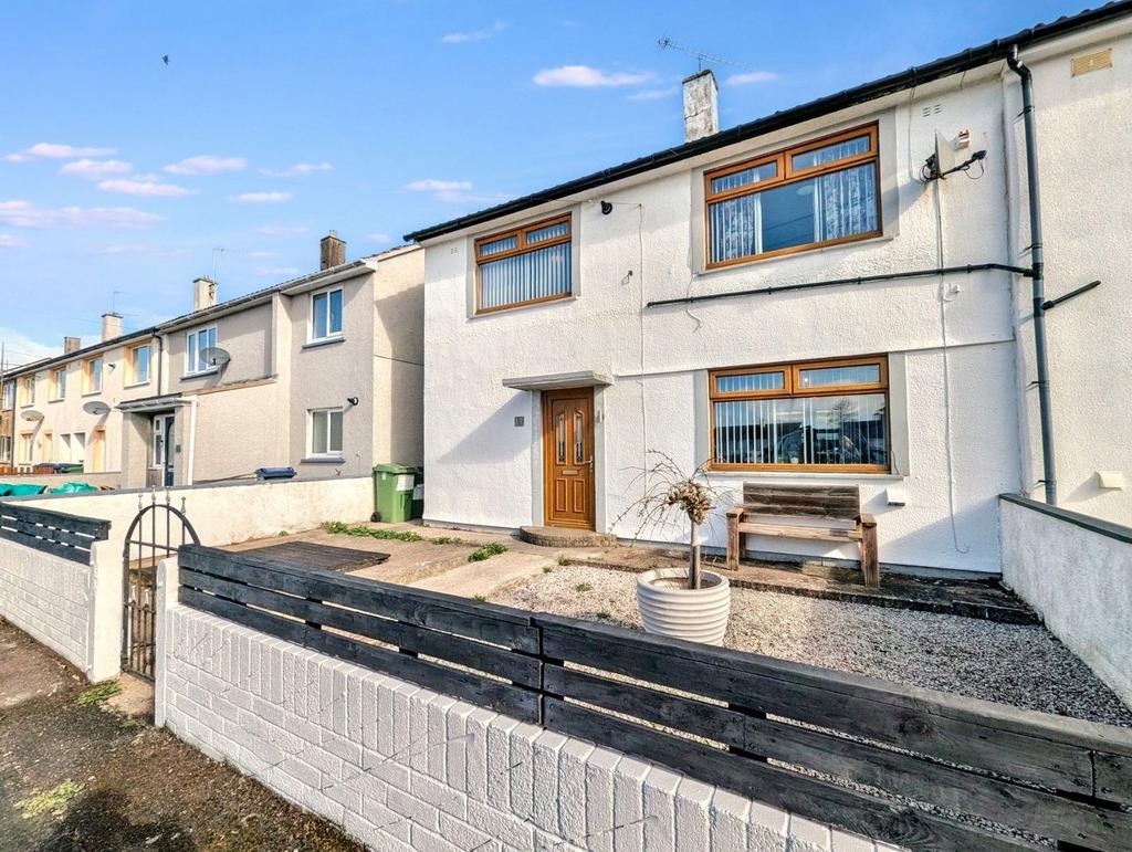 Queens Avenue, Maryport CA15 3 bed semi-detached house for sale - £120,000
