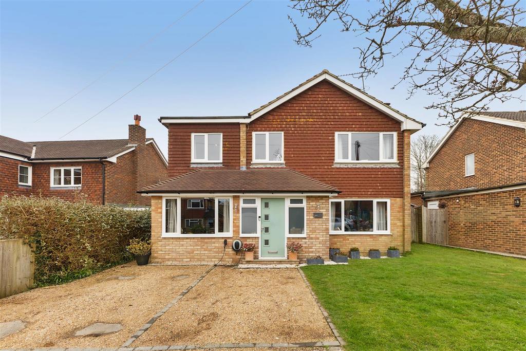 Foxwells, Balcombe 5 bed detached house - £775,000