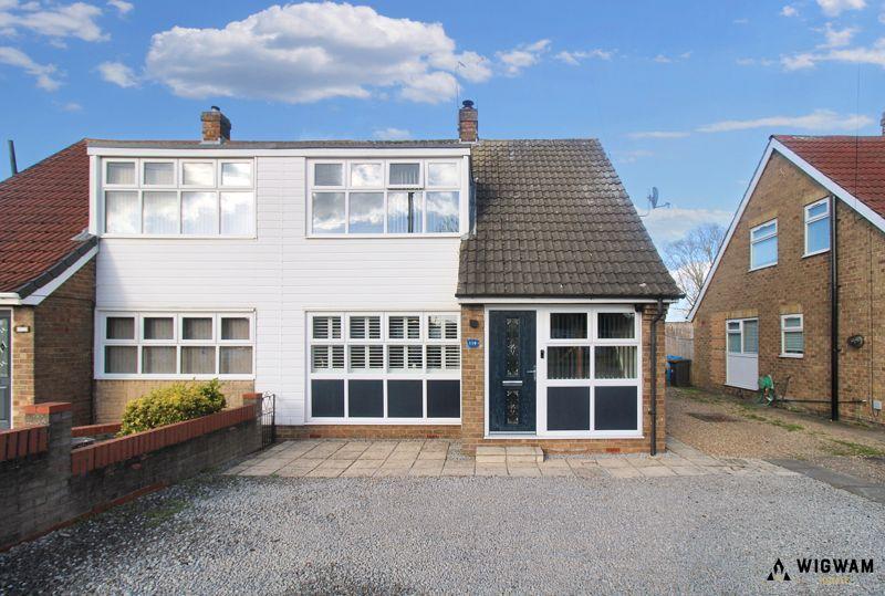 Compass Road, Hull, HU6 2 bed semi-detached bungalow for sale - £185,500