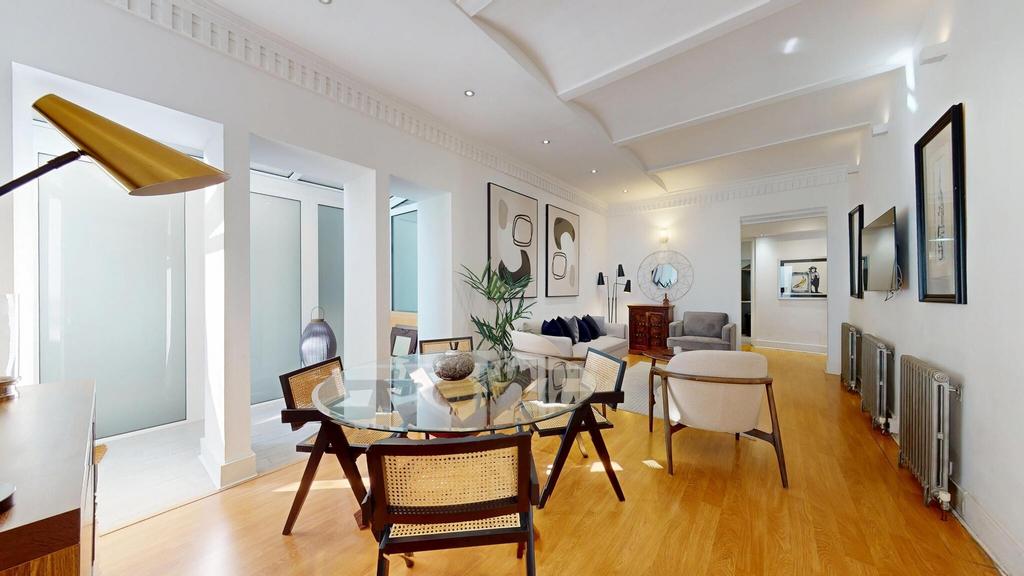 Cromwell Road, London SW5 3 bed property - £1,400,000