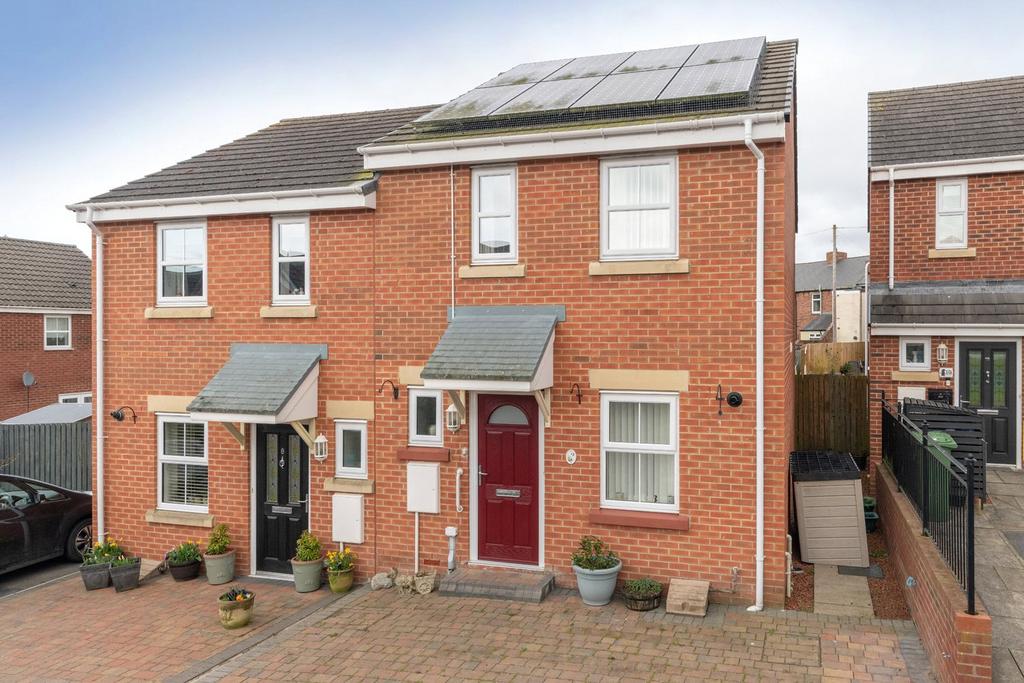 Dobson Close, Rowlands Gill NE39 2 bed semi-detached house for sale - £ ...
