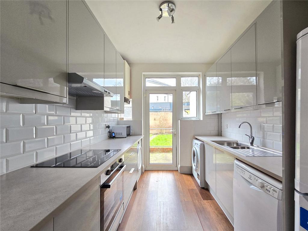 Stratheden Road, London SE3 3 bed terraced house for sale - £730,000