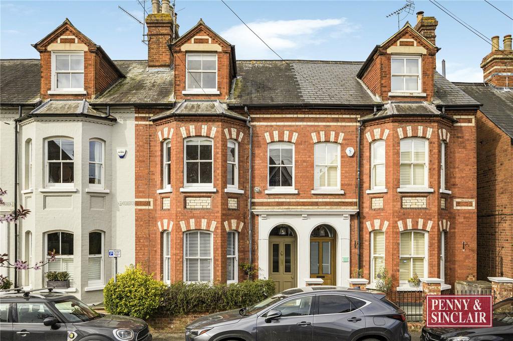 Queen Street, RG9 1AP 3 bed terraced house - £1,000,000