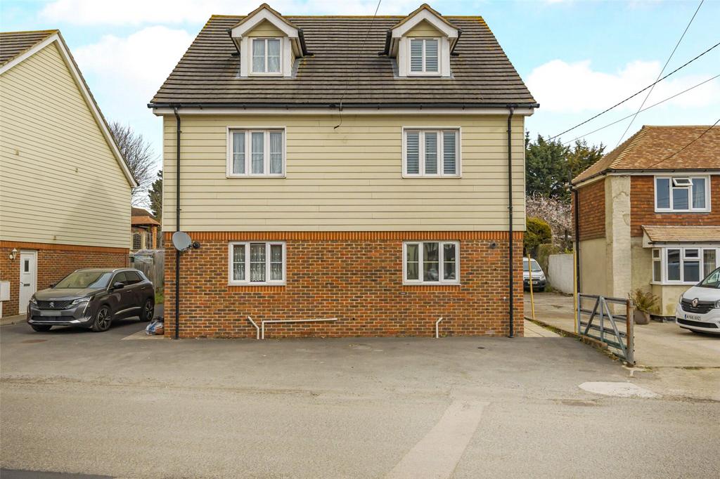 High Street, Lower Stoke, Rochester 4 bed semi-detached house for sale ...