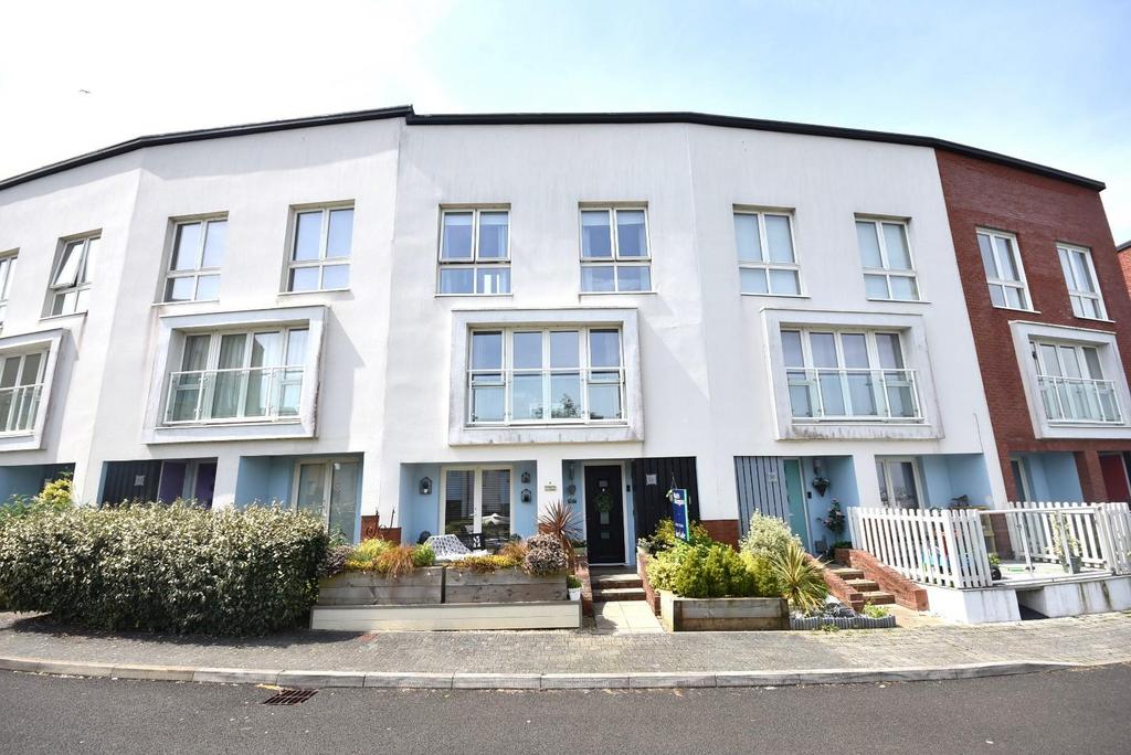 56 Trem Elai, Penarth, CF64 1TB 4 bed terraced house - £540,000