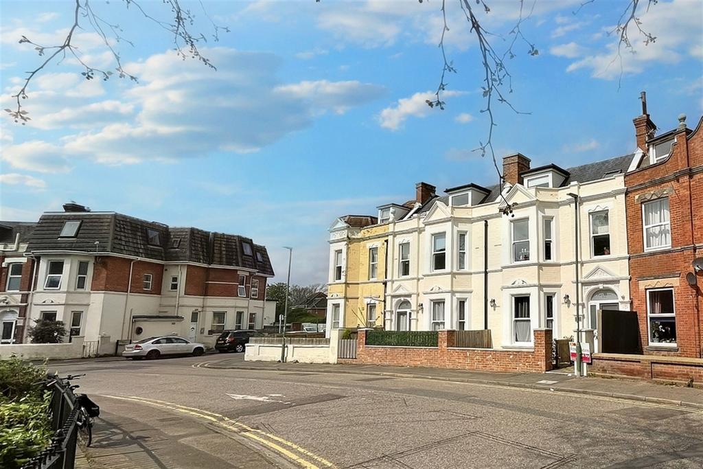 Boscombe 1 bed flat - £900 pcm (£208 pw)