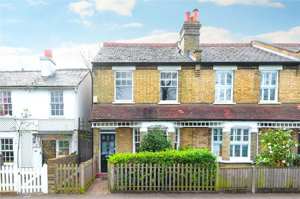 First Cross Road, Twickenham 3 bed end of terrace house for sale - £795,000