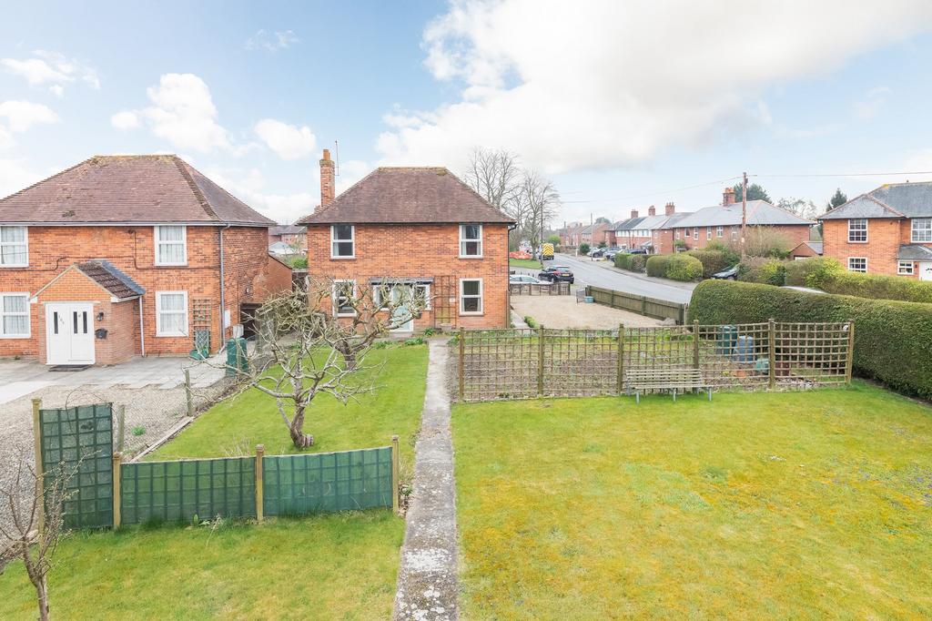 Broadway, Didcot OX11 3 bed property for sale - £400,000