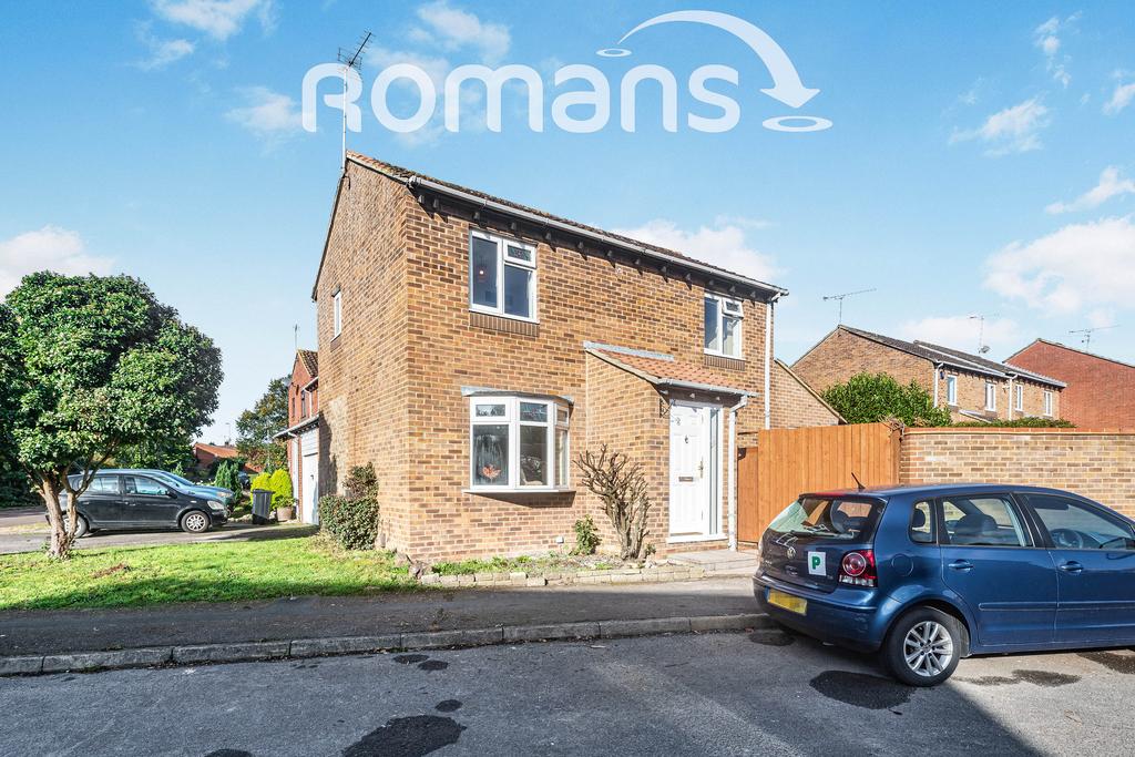 Chilcombe Way, Lower Earley, Reading... 3 bed terraced house - £1,700 ...