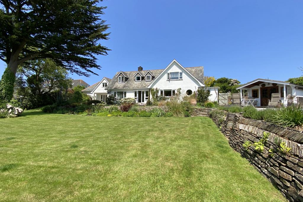 Vallens, Constantine Bay, PL28 7 bed detached house - £2,250,000