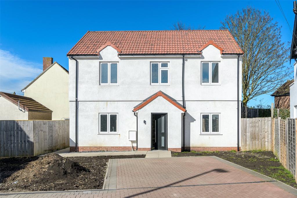 Dark Lane, Pegswood, Morpeth, NE61 3 bed detached house - £190,000