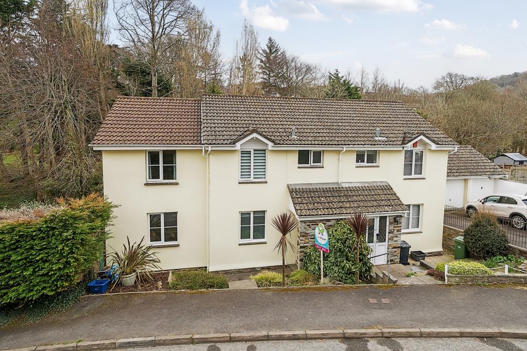 Langleigh Park, Ilfracombe EX34 4 bed semi-detached house - £350,000