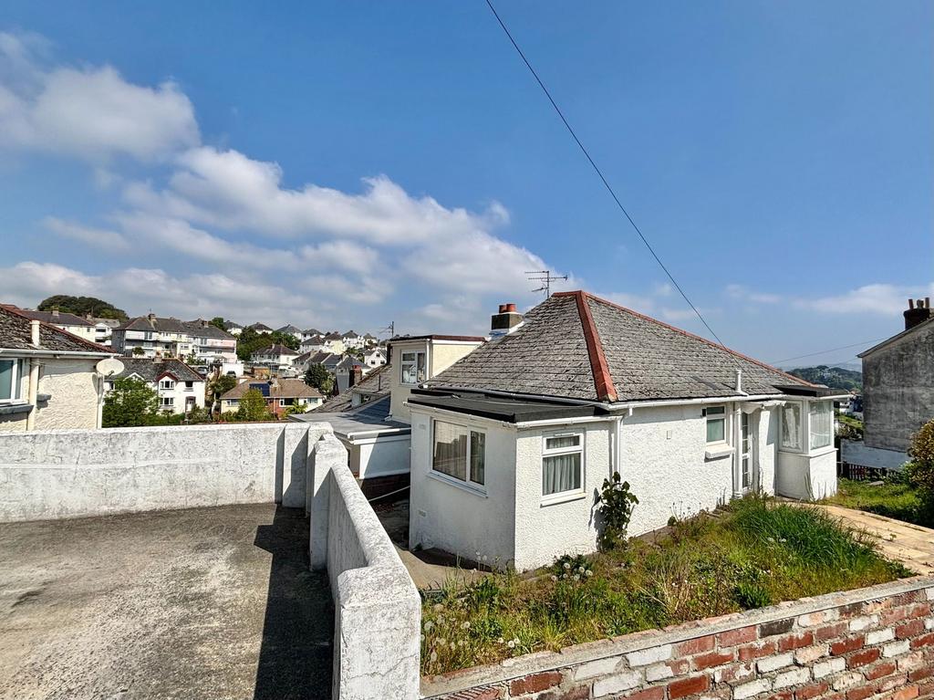 Colley Crescent, Paignton 2 bed semi-detached bungalow for sale - £170,000