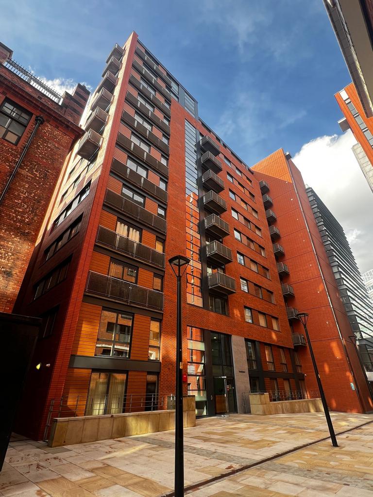 Little John Street, Manchester M3 2 bed apartment for sale - £225,000