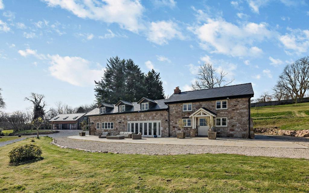 Trefonen, Oswestry, Shropshire, SY10 5 bed detached house for sale - £ ...