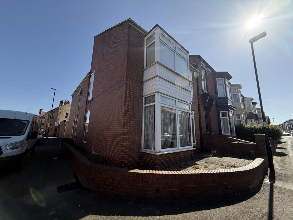 Otto Terrace, Ashbrooke, Sunderland, SR2 2 bed ground floor flat for ...