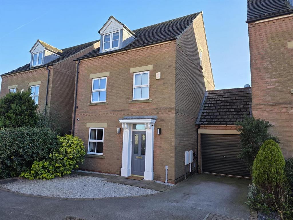 The Hedgerows, Cliffe, Selby 4 bed detached house for sale - £300,000